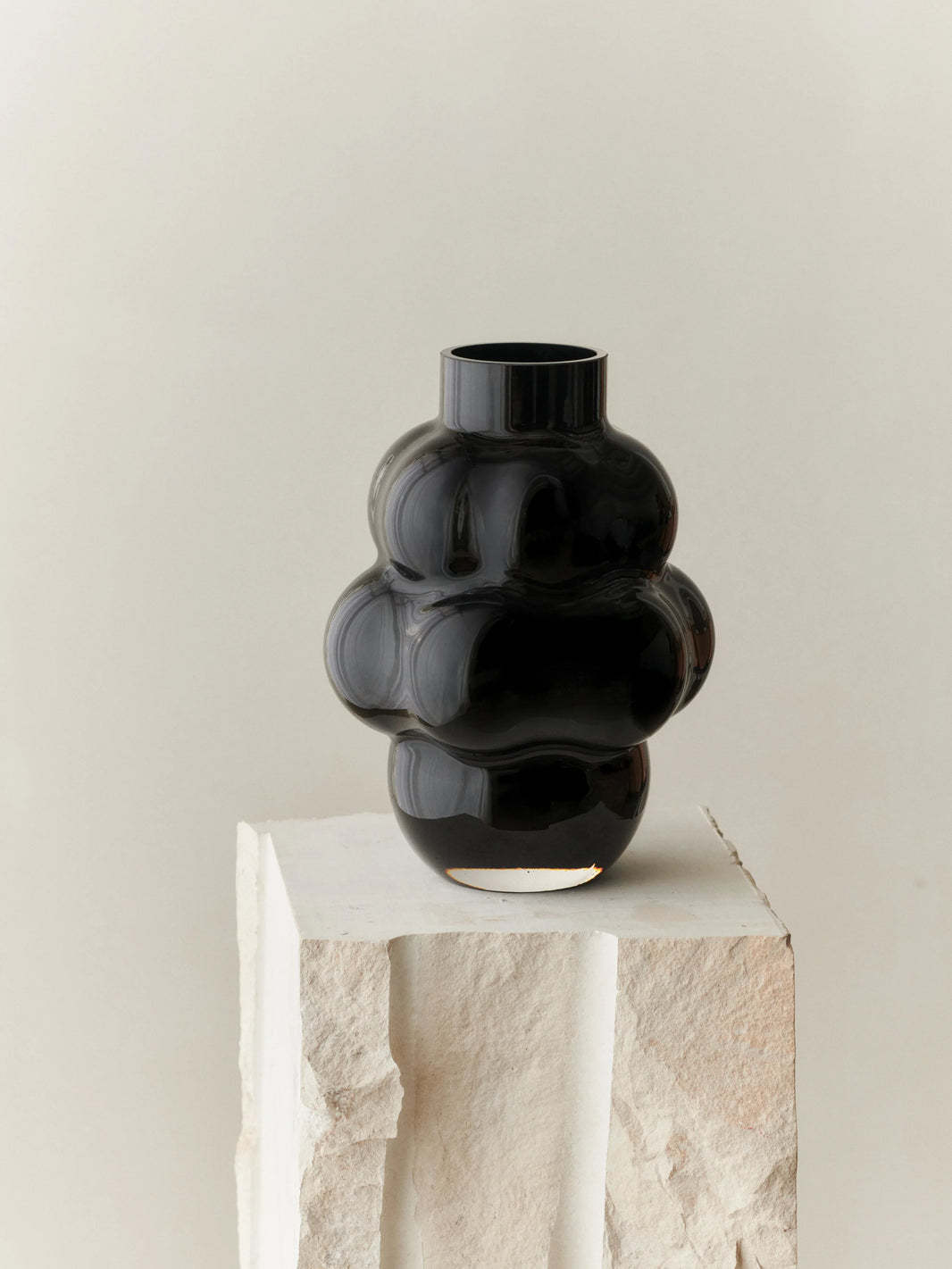 Glass Vases – LOUISE ROE