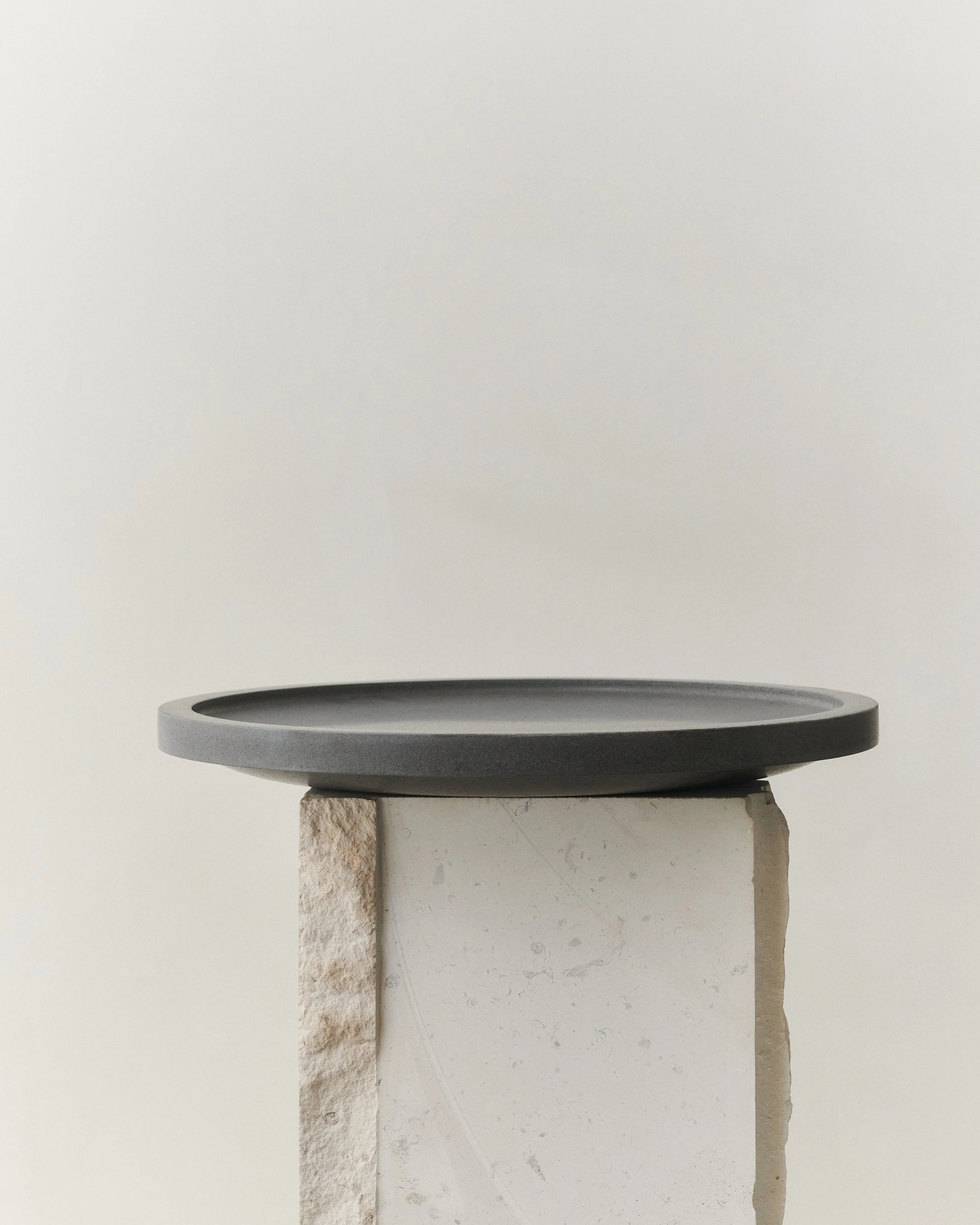 GALLERY OBJECT TRAY 10 – LOUISE ROE
