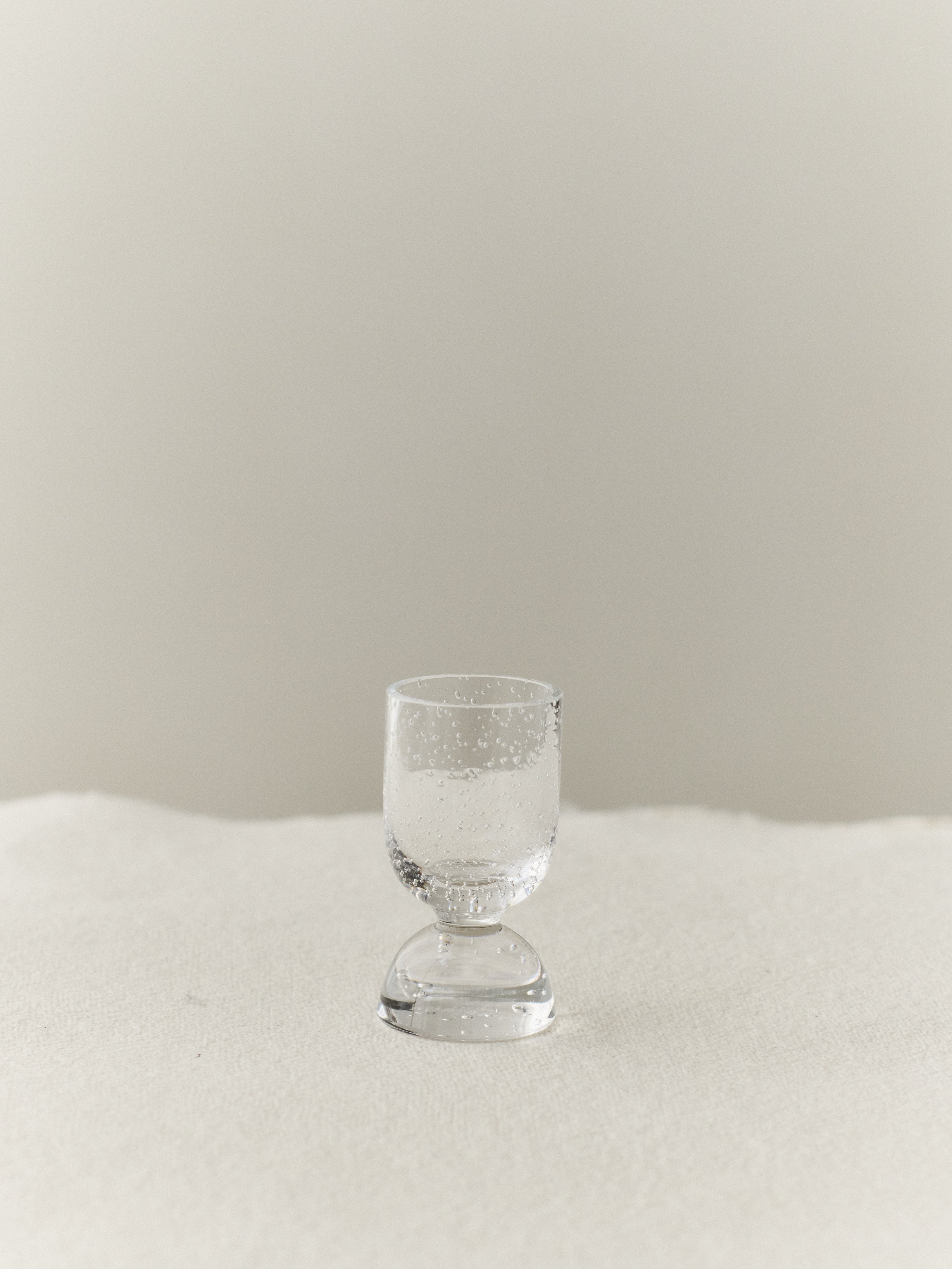 BUBBLE GLASS SHOT – LOUISE ROE