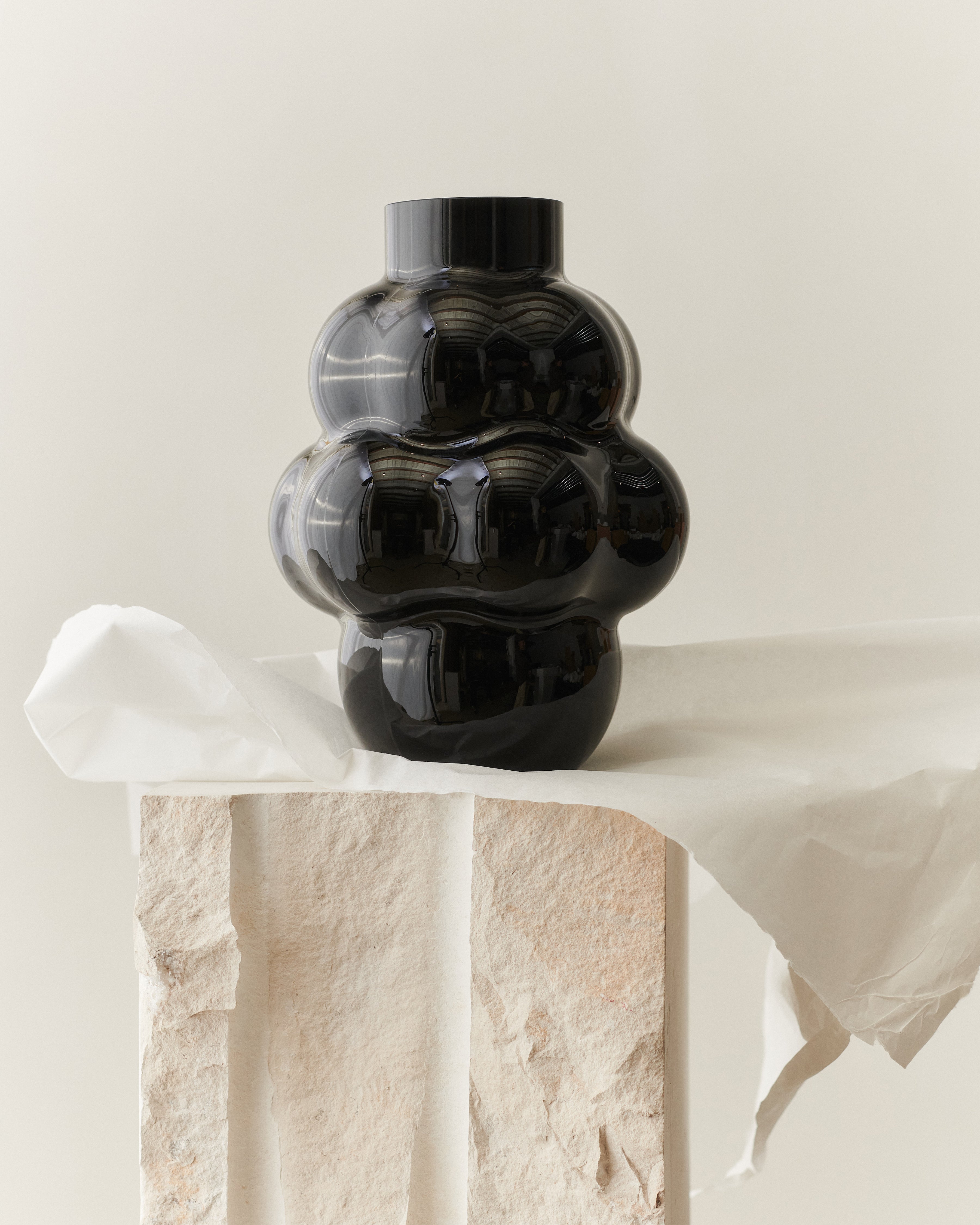 BALLOON VASE 04 GLASS – LOUISE ROE